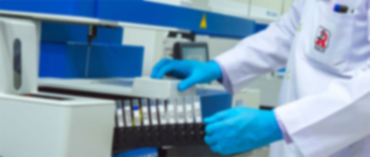 Laboratorio Clínico RALY